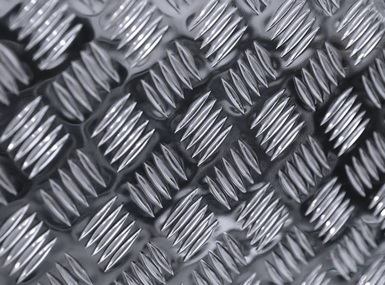 알루미늄 플로어 [QM6 QUEST]